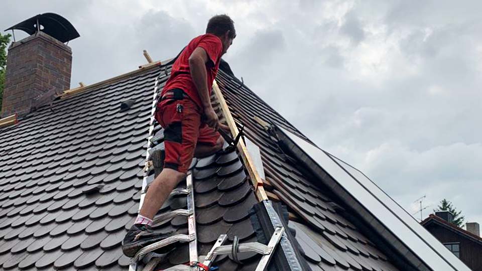 Dachdeckerarbeiten München AMD Dachdeckerei Spenglerei GmbH